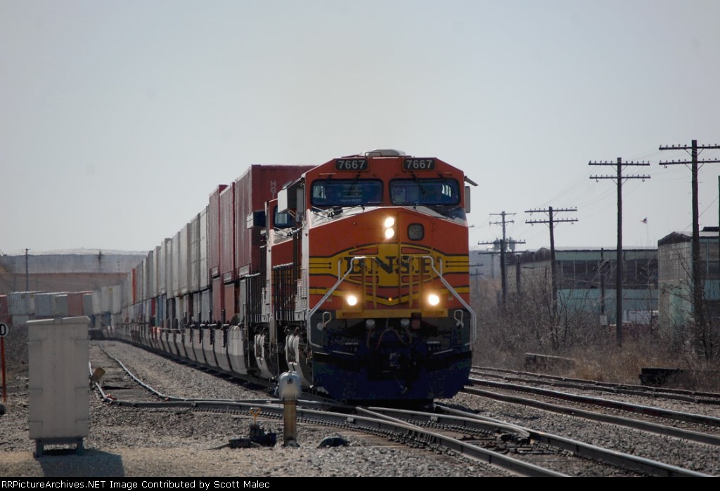 BNSF 7667
